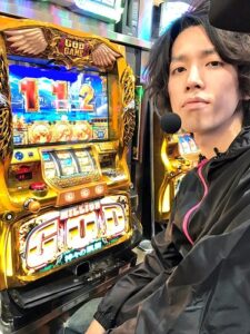 セブンズTV・ytr(ゆとり)の来店公約！本名・年齢や年収・彼女、炎上についても調査！ネットラッパーとしての顔も… | カチ盛り！